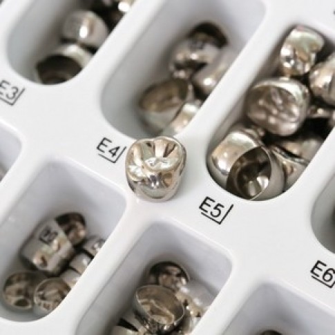 Stainless Steel Crowns for deciduous teeth